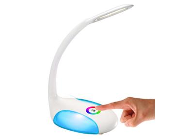 Cina Il collo d'oca flessibile Rgb ha condotto il risparmio energetico della lampada di scrittorio con luce variopinta in vendita
