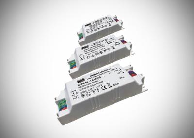 Cina SELV ha prodotto l'alimentazione elettrica principale Dimmable, driver principale 300mA 12W con il PC Shell in vendita