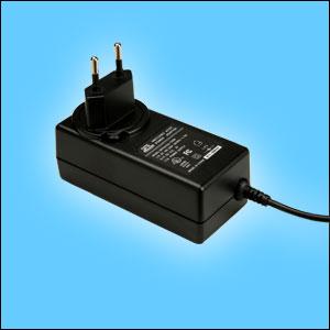 中国 24W EU はアダプターに動力を与えます 販売のため