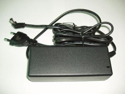 中国 12V5A CCTV 力のアダプター、LED の電源、より涼しい力のアダプター、MTP60DACE-120500A 販売のため