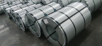 China bobina de aço galvanizada mergulhada quente de 0,8 milímetros 5,5 toneladas de Z55 ~ 120 G pelo medidor quadrado à venda