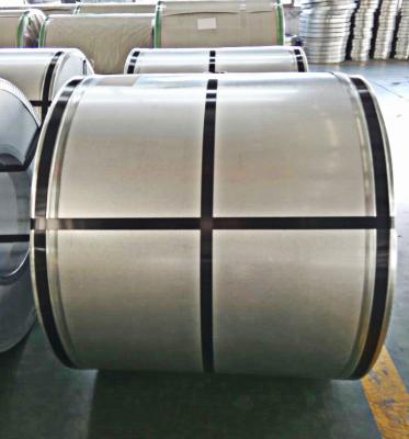 China bobina de aço galvanizada mergulhada quente de 0,8 milímetros 5,5 toneladas de Z55 ~ 120 G pelo medidor quadrado à venda