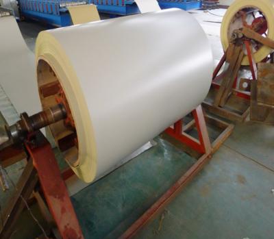 China RAL9003 Prepainted a categoria de aço da bobina SGCC para a grade 515 de T ~ 530 M pela tonelada à venda