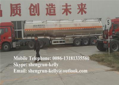 Cina Rimorchio d'acciaio personalizzabile dei semi dell'autocisterna del combustibile per i generi del trasporto di liquido in vendita