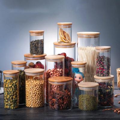 China Clear Air Tight Food Storage Borosilicate Jar Glass Kitchen Storage Jars With Bamboo Lid for sale