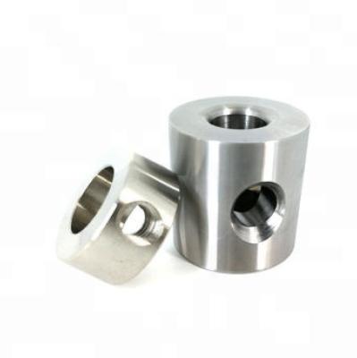 Cina Parti di tornitura CNC non standard in acciaio inossidabile/brass/alluminio per macchine in vendita