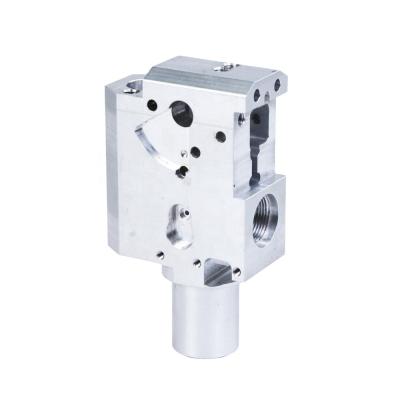 Cina Servizio di lavorazione del metallo di dimensioni personalizzate Cnc Ricambi per macchine con e competitivi in vendita