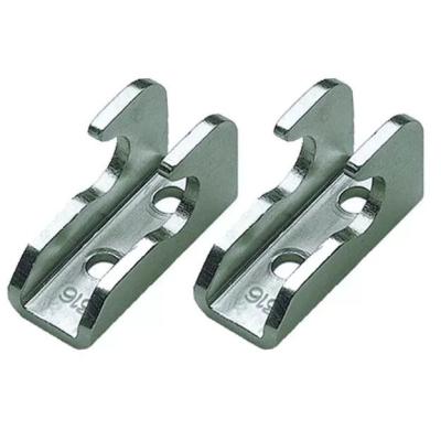 Cina Parti metalliche di lamiera galvanizzata personalizzate tagliate e piegate con laser tramite processo di punzonatura con stampo in vendita