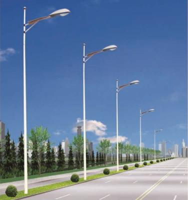 Cina Poltrone di luce stradale in acciaio galvanizzato per illuminazione in vendita