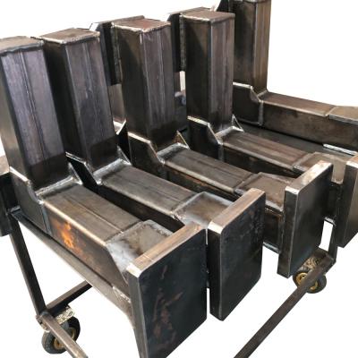 Cina Servizio professionale di fabbricazione e saldatura di lamiere di metallo con supporto strutturato a un lato non standard in vendita