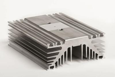 China Gepersonaliseerde poedergecoate aluminium-extrusieprofielkas voor aanpassing van omhulsel Te koop