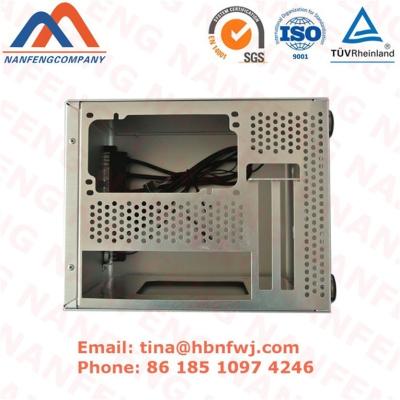 Cina Cabinet di rete personalizzato Dimensioni esterne personalizzate per shell mainframe convenienti in vendita