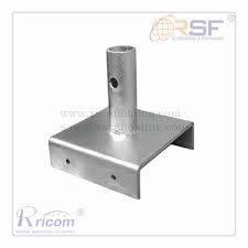 Cina Piastre di base in acciaio inossidabile personalizzate a prezzi accessibili con seconda operazione e rivestimento elettronico in vendita