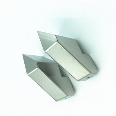 Cina Colore personalizzato OEM ODM Stampaggio Fabbricazione di lamiere metalliche in vendita