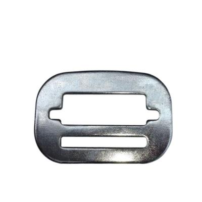 Cina Parti di stampiatura con piccole pinze di supporto personalizzate in acciaio inossidabile o ottone con piegatura in vendita