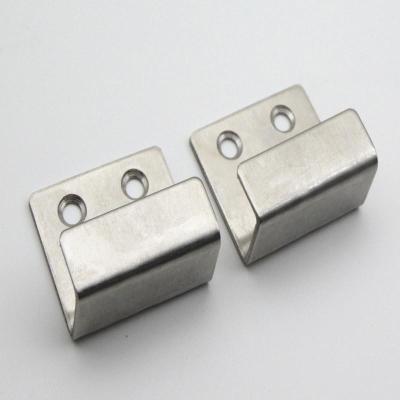 중국 0.4--3mm 두께 알루미늄 스탬핑 하드웨어 강철 금속 U 브래킷 벽 장착 브래킷 판매용