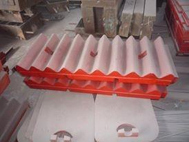China Jaw Crusher Parts high manganese casting JAW WEDGES HEAVY DUTY JAW PLATE for sale