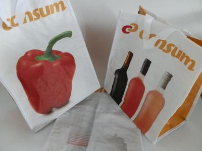 China Duurzame Aangepaste het Winkelen Zakken 120g/de Dikte van M ² voor Huisvuilclassificatie Te koop