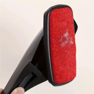 China Dual Sided Rotating Lint Brush for Clothes en venta