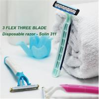 China Plastic Disposable Razor with Sweden Stainless Steel Blade HV700 Hardness for sale