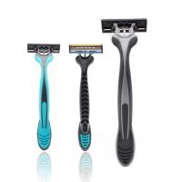China Pivot Head Triple Blade Disposable Razor with Rubber Handle 6g Stainless Steel for sale