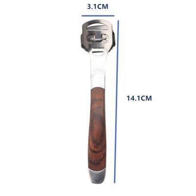 China Cuchillas de madera de la manija 10 del removedor duro de la piel de la máquina de afeitar del callo de la pedicura del cuidado de pie en venta