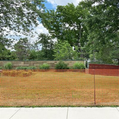 China 4' x 100' 14Lb Orange Oval Safety/Snow Fence for sale