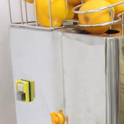 Cina rendimento della macchina dell'estrattore di Juice Making Machine Orange Juice del pompelmo 120W alto in vendita