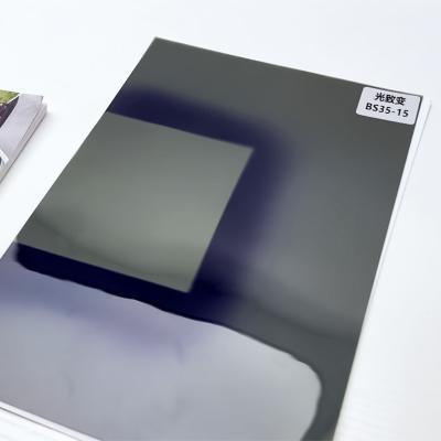 China Photochromic Solar Window Film 2mil VLT 70%-25% Auto Darkening TPU Car Tint Wholesale for sale