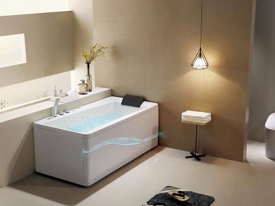 Cina Massaggio vasca da bagno Whirlpool acrilico Massaggio M1821 in vendita