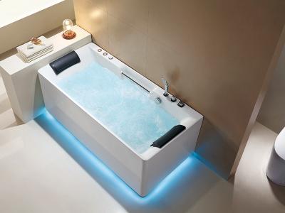 Cina LED luce vasca da bagno massaggio M1823 Bianco puro grado sanitario in vendita