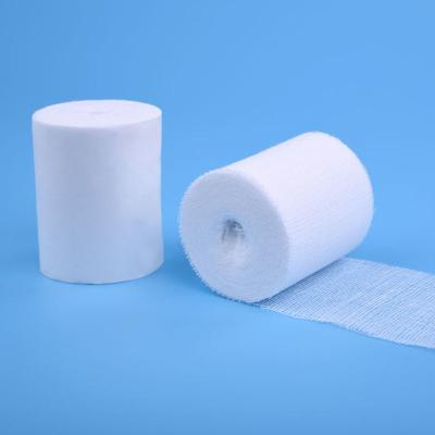 China Algodão 100% absorvente hidrófilo triangular de Gauze Bandage Roll à venda