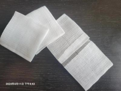 Cina High Softness Gauze Swabs The Essential Tool for Light Wound Dressing in vendita