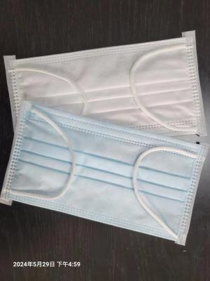 China Blue White 3 Ply Adult >95% Filtered Disposable Surgical Mask With Available Samples for sale