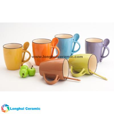 China Colorful stoneware solid coffee mug with spoon supplied by Liling Longhui Ceramic Industrial for sale