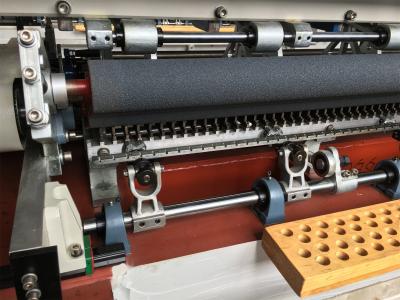 Cina Trapuntatrice industriale a 64 pollici di CNC per il ODM dell'OEM di industria dell'abbigliamento in vendita