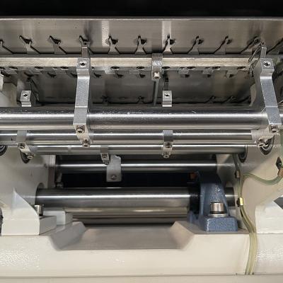 Cina Trapuntatrice WV12 380V/220V del tessuto della macchina per cucire del materasso 10KW in vendita