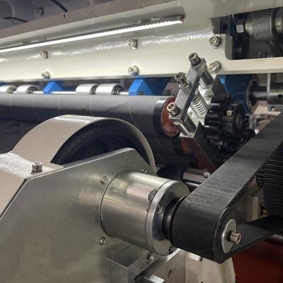 Cina Trapuntatrice automatica della trapuntatrice della trapuntatrice dell'multi-ago di ZOLYTECH per il punto della serratura del copriletto in vendita
