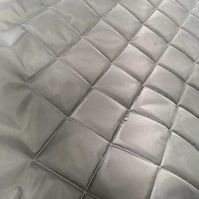 中国 ZOLYTECHのサーボ モーター キルトにする機械多針キルトにする機械鎖ステッチ キルトにする機械 販売のため