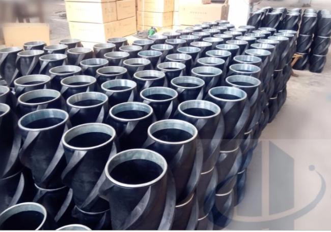 Multiple centralizers in storage