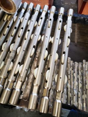 China Customized Wheeled Roller Sucker Rod Guide Centralizer In API Nylon / Plastic Material for sale
