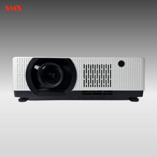 Quality Professional 8200 Lumen Movie Theater Projector With 300 Inch Screen Size for sale