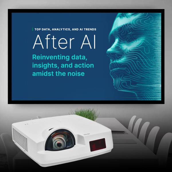 Quality 4000 Lumen 3LCD Short Throw Projector With XGA Resolution And 0.50m Projection Distance for sale