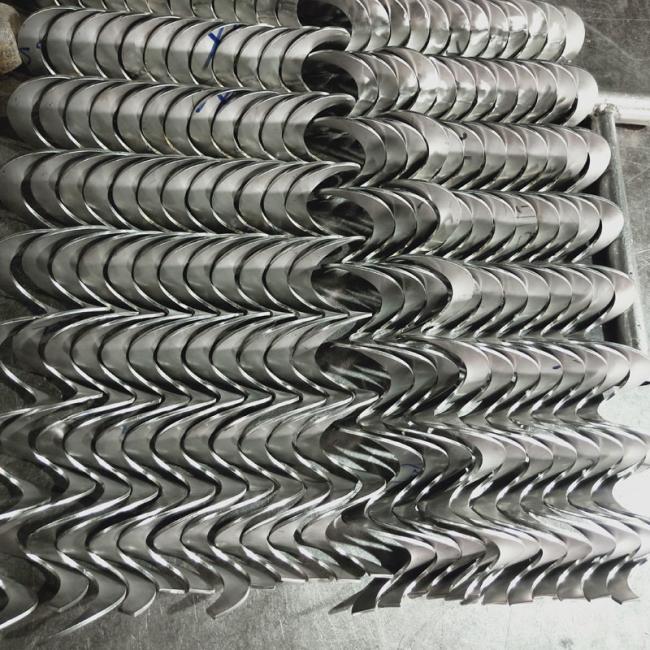OEM Custom Spring for Poultry Farm Continuous Forming Screw Spiral Auger Flight