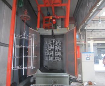 China Grande tipo de aço do gancho do equipamento do sopro de grão que remove crosta do quadro do veículo elétrico à venda