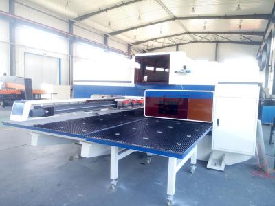 Cina Macchina popolare della pressa meccanica di CNC, stazioni rotatorie della lavorazione con utensili della macchina per perforare della lamiera sottile in vendita