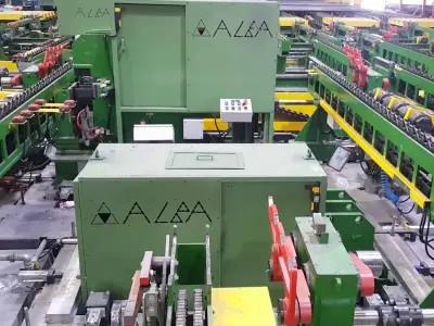 China Uso de água em tubo de aço SSAW com extremidades cortadas em esquadria e formato de seção redonda à venda