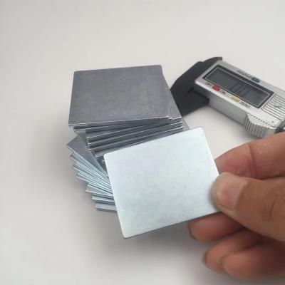 中国 高エネルギーのネオジムの磁石リングN38ブロックはおもちゃのために形づく 販売のため