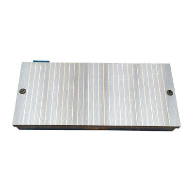 Cina Tabella magnetica dell'elettrotipia di 200*1000mm per la smerigliatrice di superficie in vendita