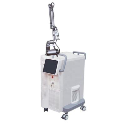 Cina Attrezzatura frazionaria del laser di CO2 facciale del corpo, attrezzatura medica di bellezza 10600nm in vendita